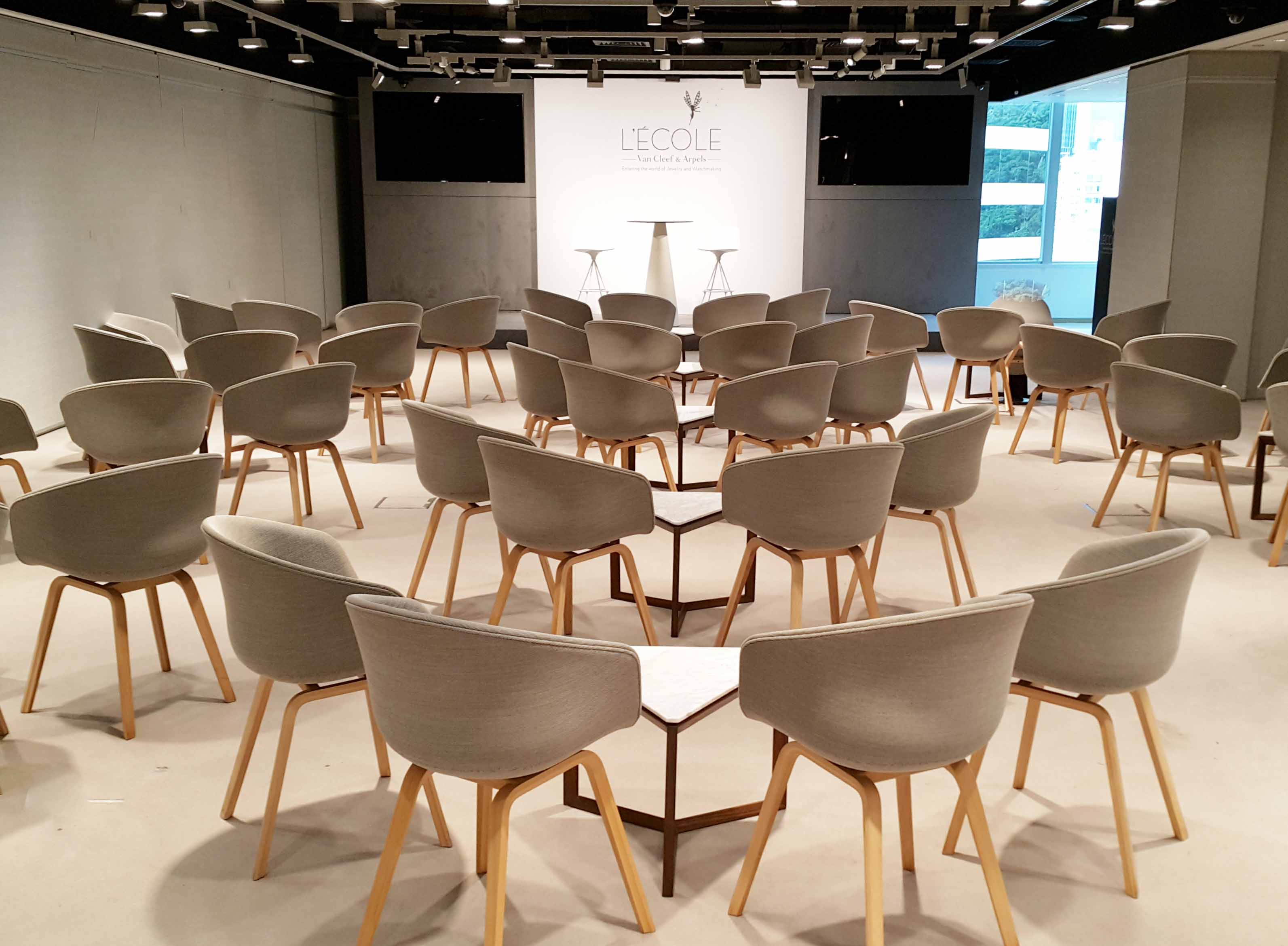 About-a-Chair-upholsterd-Hi-Def-1 - Irocodesign for rent