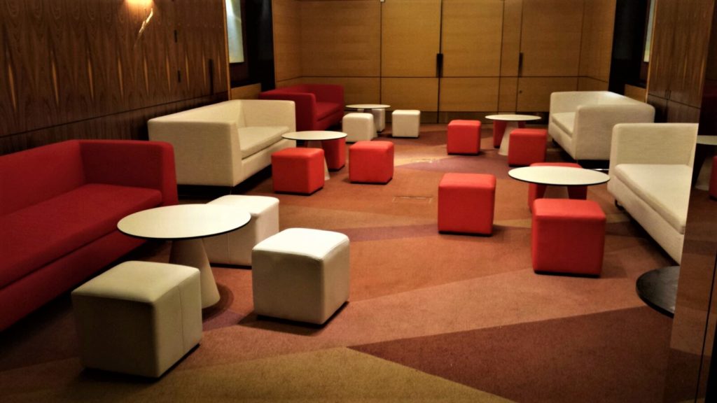 Square Pouf Red - Irocodesign for rent